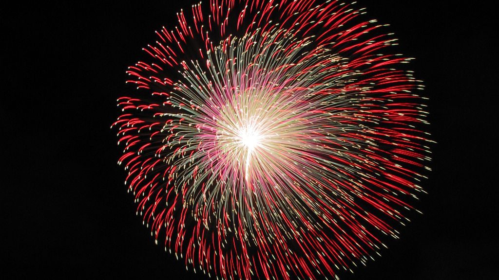 YONSHAKUDAMA – JAPAN’S BIGGEST FIREWORK SHELL — Epic Fireworks