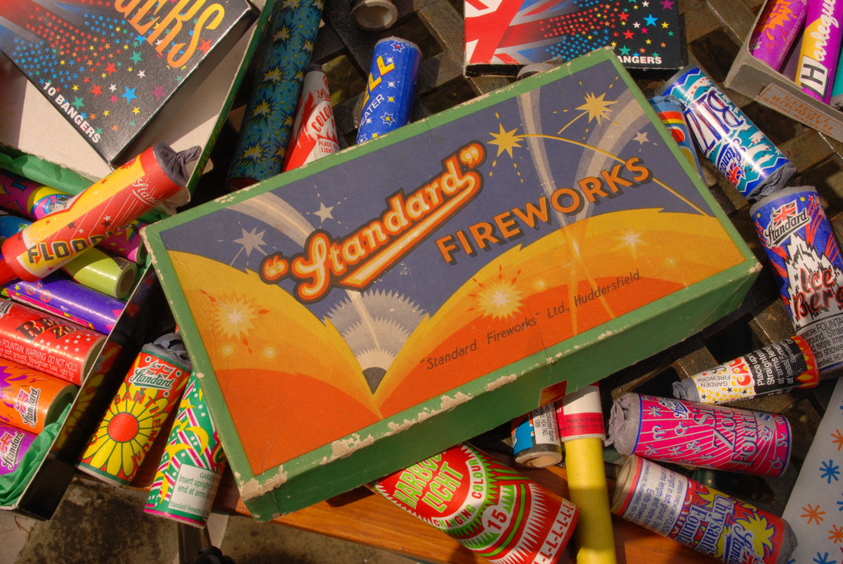 BONFIRE NIGHT FOOD – DELICIOUS SWEET TREATS — Epic Fireworks