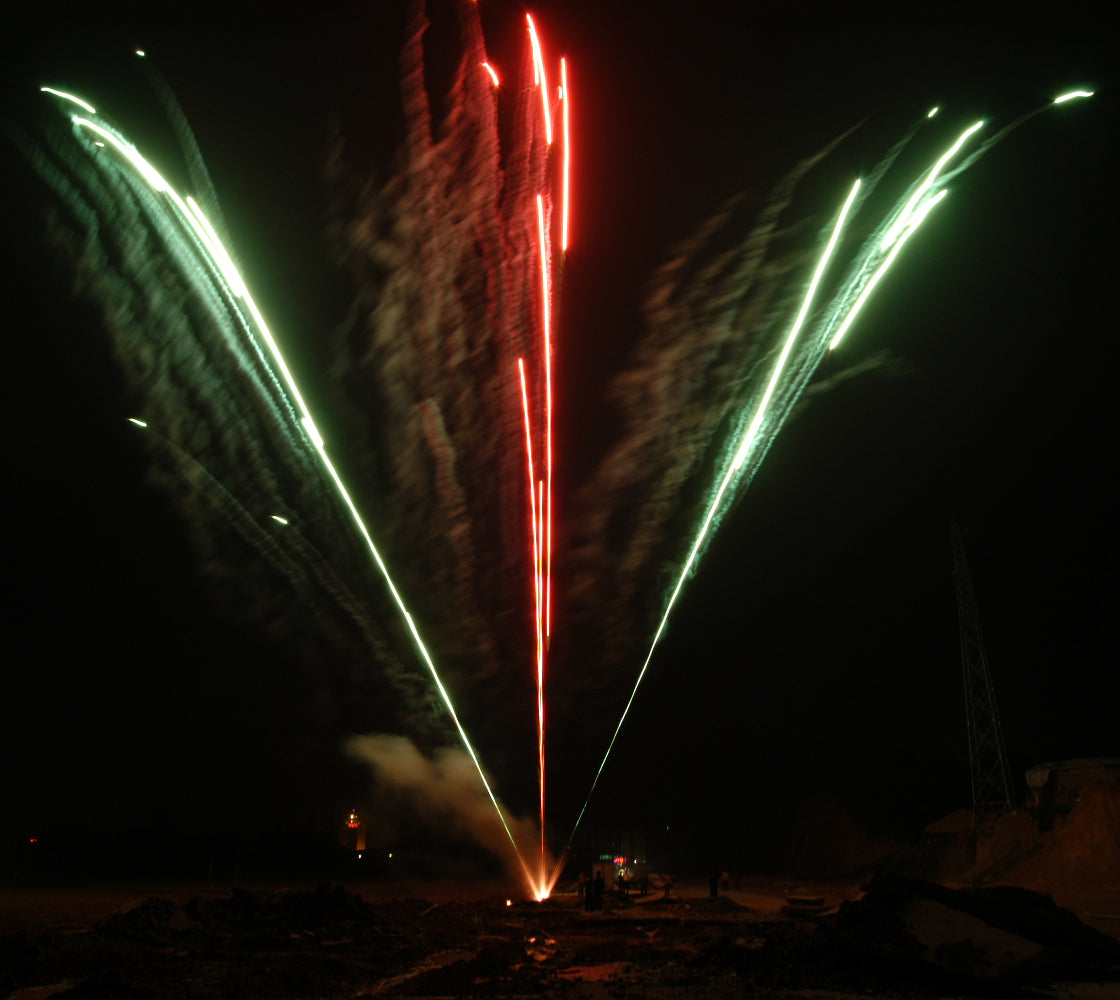 May Day Fireworks Light Up Pothong River in Korea — Epic Fireworks