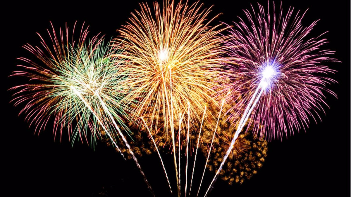 Fireworks Stand Burning Down - Video — Epic Fireworks