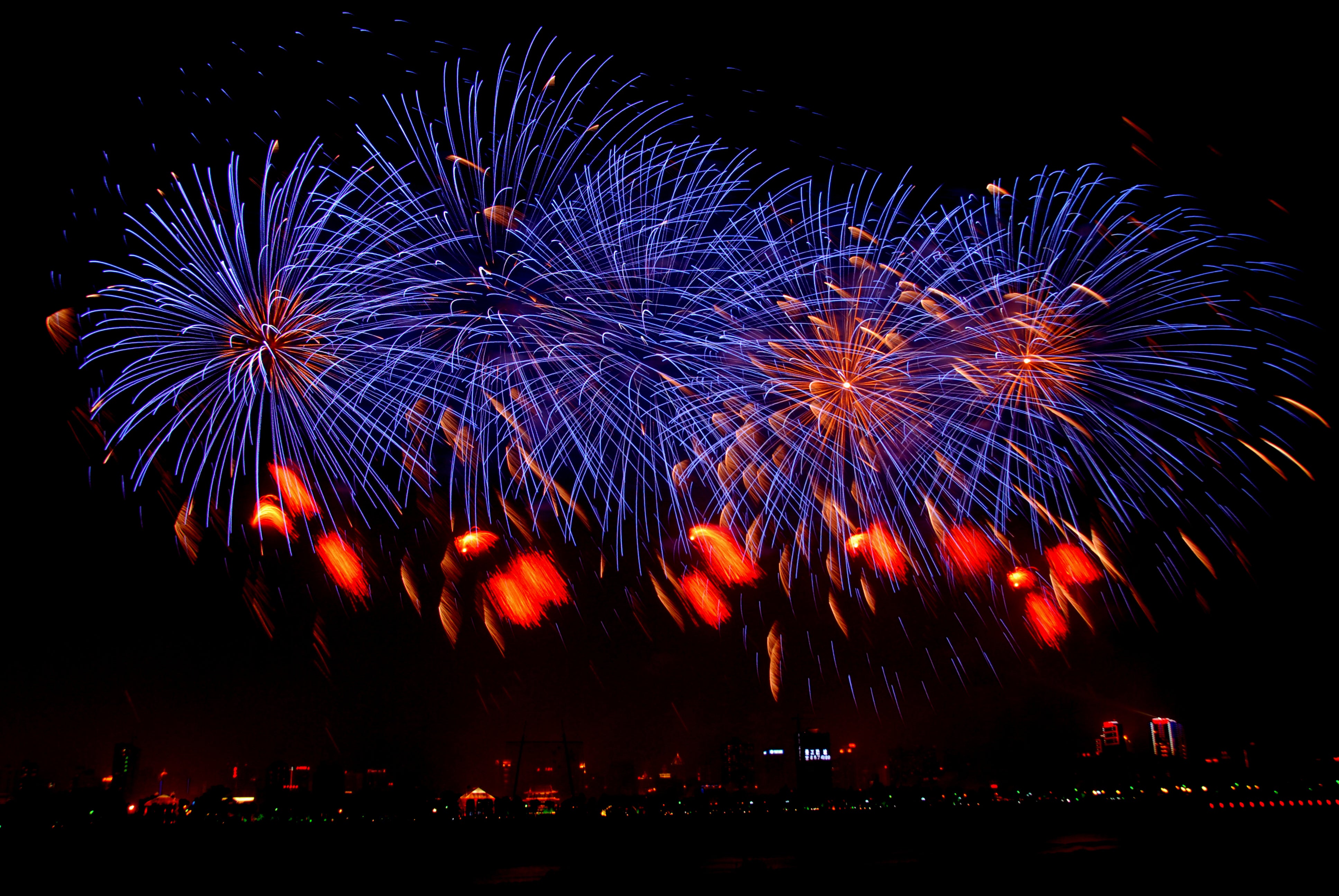 Why Do We Rarely See Brilliant Blue Fireworks? — Epic Fireworks